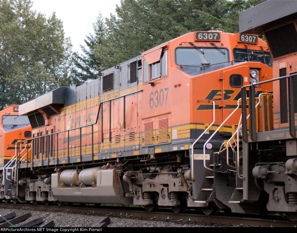 BNSF 6307